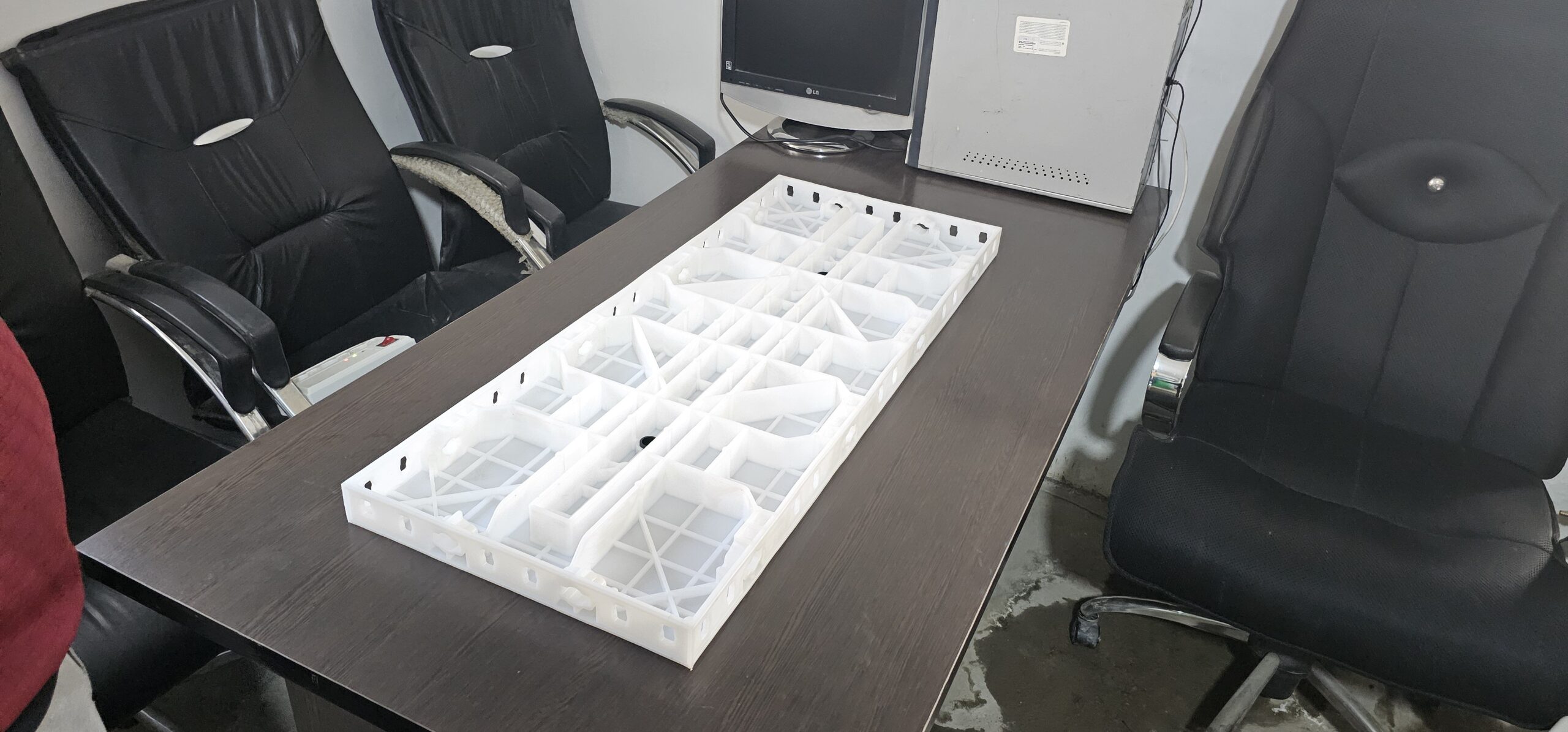 آشنایی با قالب بتن پلاستیکی معایب و مزایا - بسپار | Bespar.net